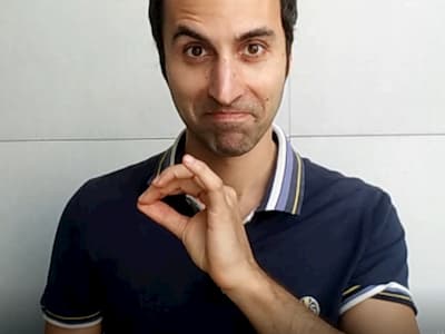 31 real Italian hand gestures to survive in Italy [video]